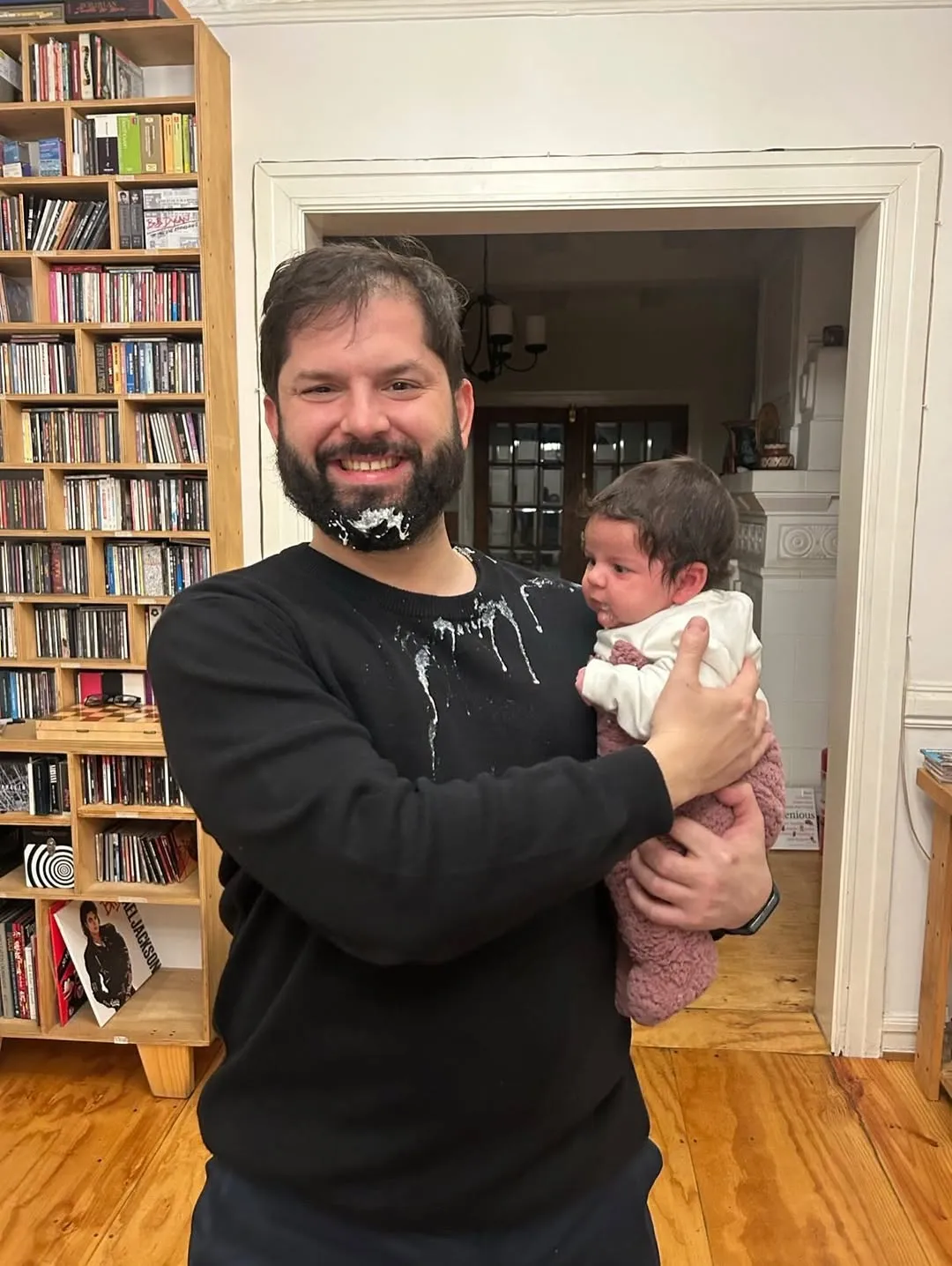 Gabriel Boric compartió tierna y divertida foto junto a su hija Violeta ...